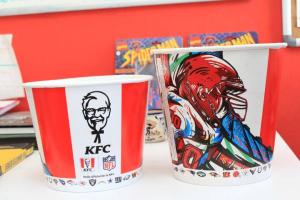 ¡Touchdown mexicano! Poblano diseña cubetas de KFC para el Super Bowl 2023